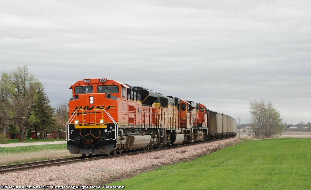 BNSF 9308 Passing through on CN/IC
